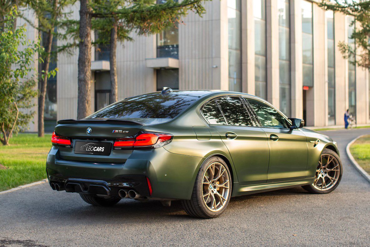 Аренда BMW M5 CS в Москве без водителя | BMW LEO CARS